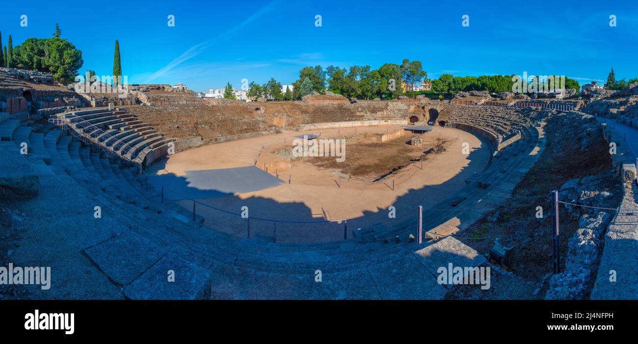 Roman Amphitheatre of Mérida in Spain Stock Photo - Alamy