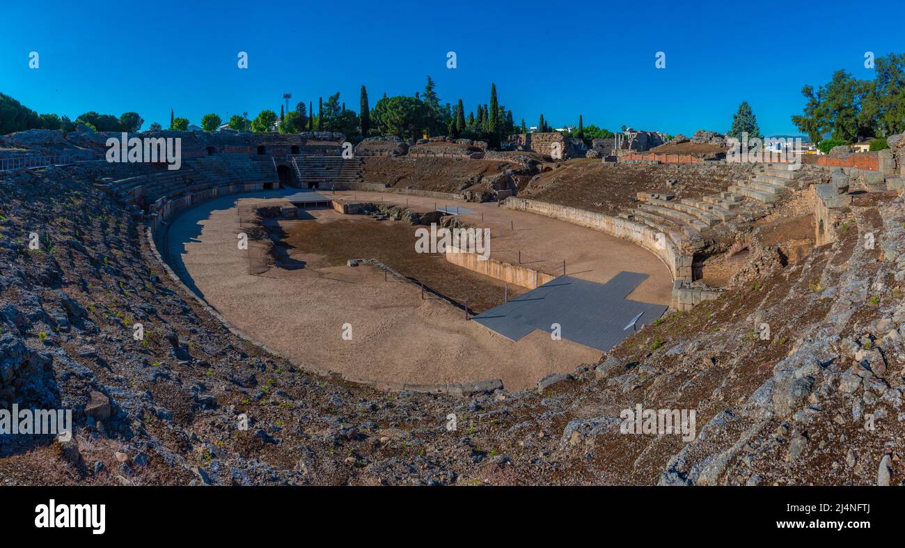 Roman Amphitheatre of Mérida in Spain Stock Photo - Alamy