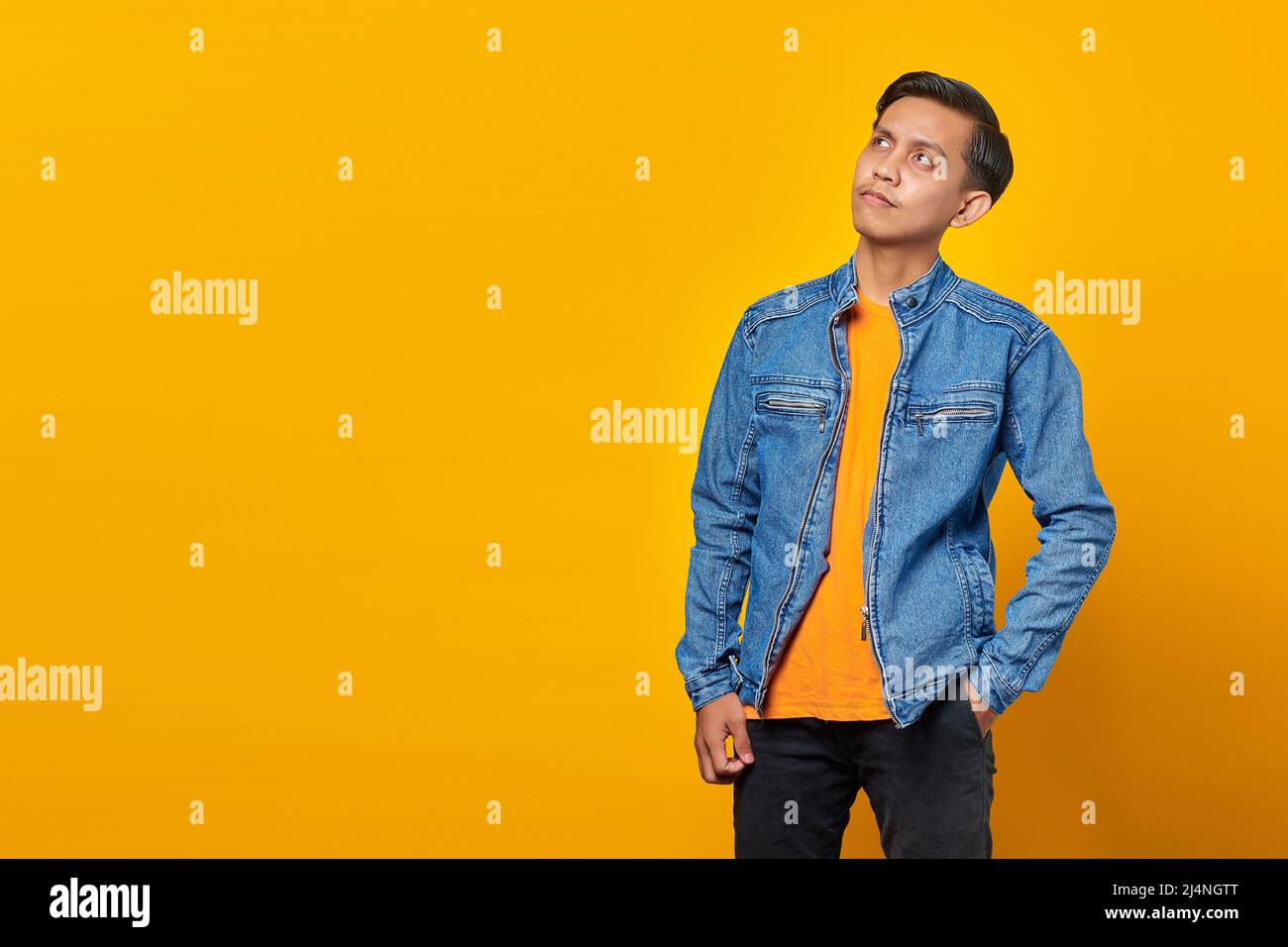 Confused good looking man hi-res stock photography and images - Alamy