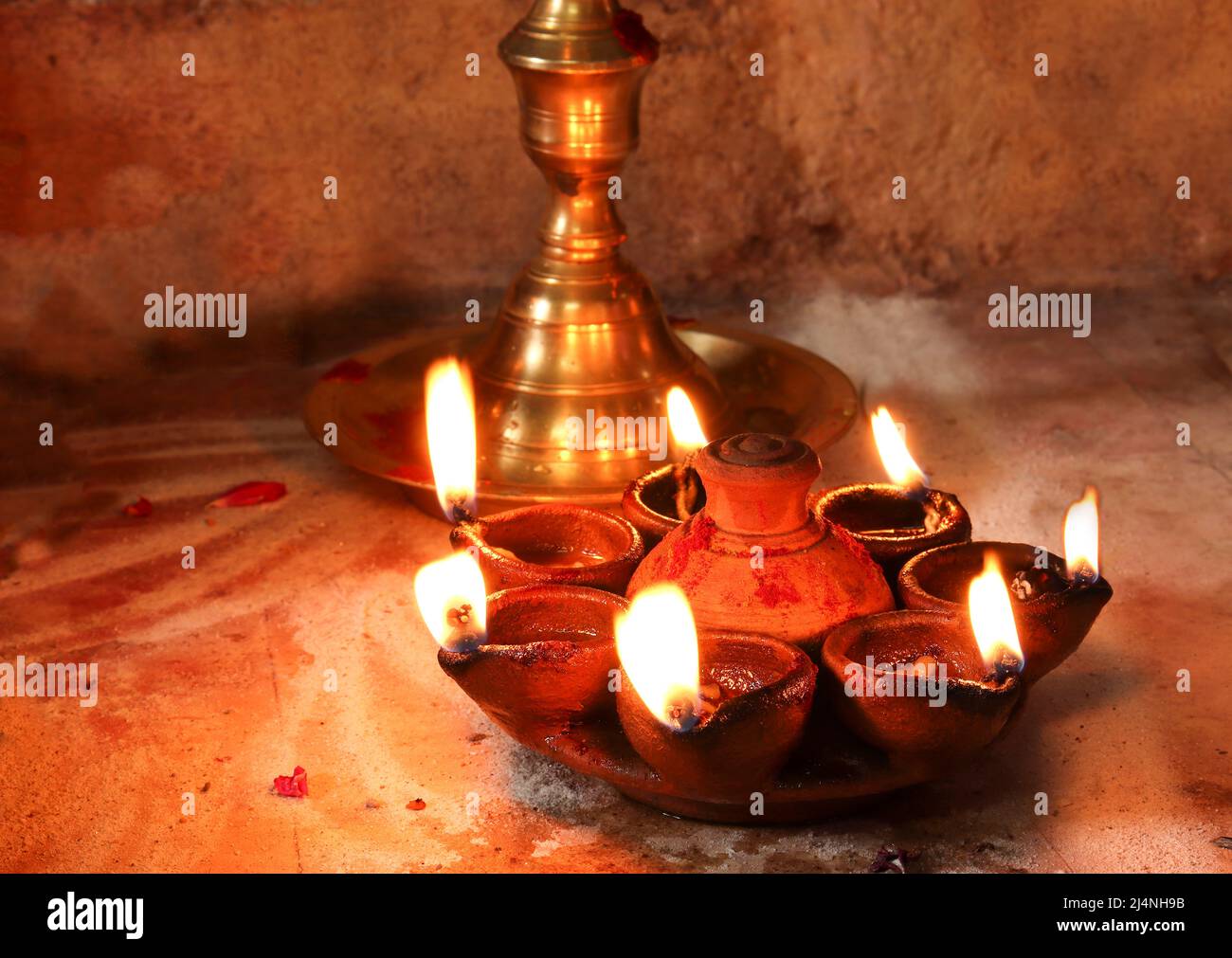 Indian Traditional sand Oil Lamp Varalakshmi,Traditional Ornamental ...