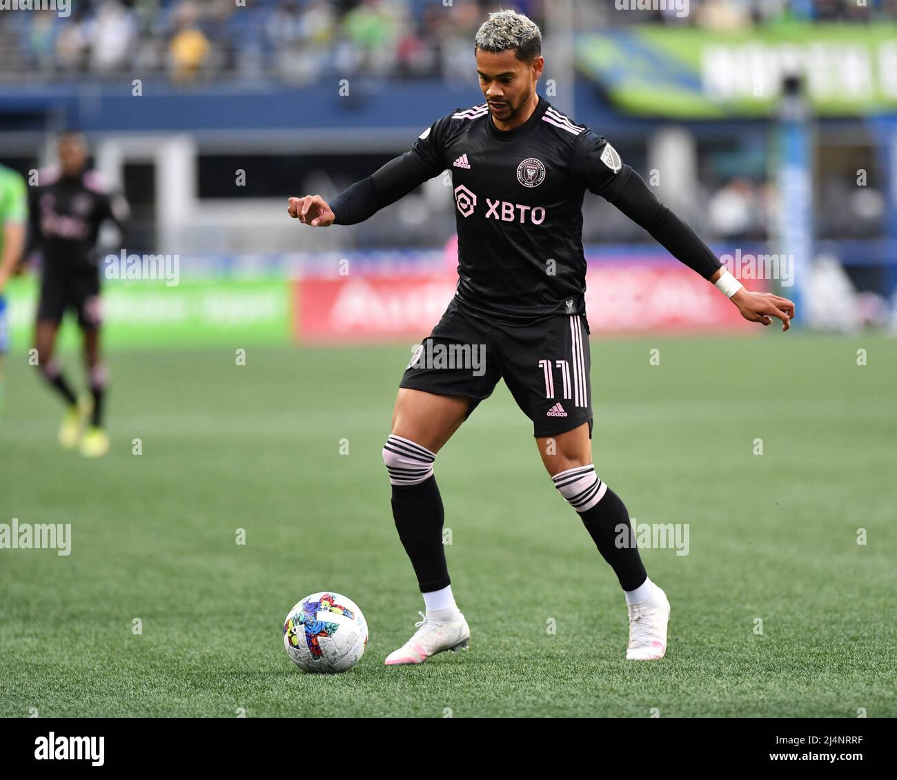 Soccer field ariel hi-res stock photography and images - Alamy
