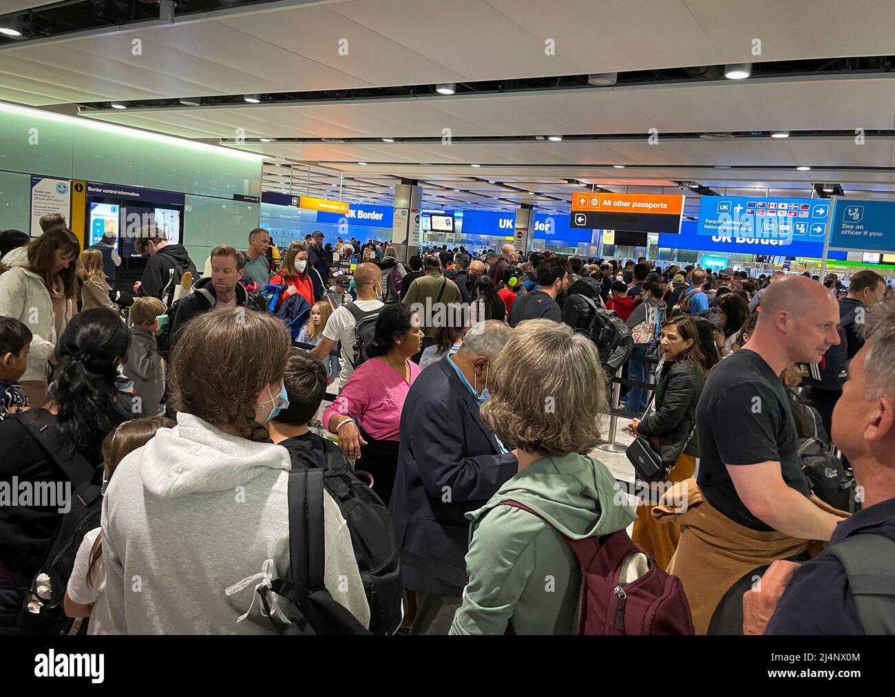 Heathrow airport border control hi-res stock photography and images - Alamy