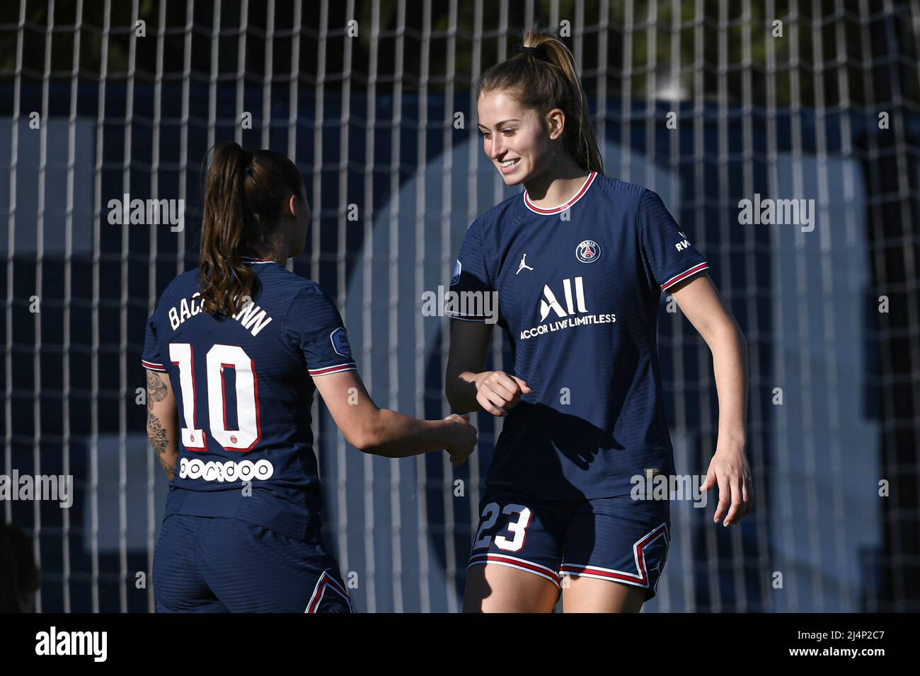 Jordyn Huitema of PSG and Ramona Bachmann of PSG during the Women's ...