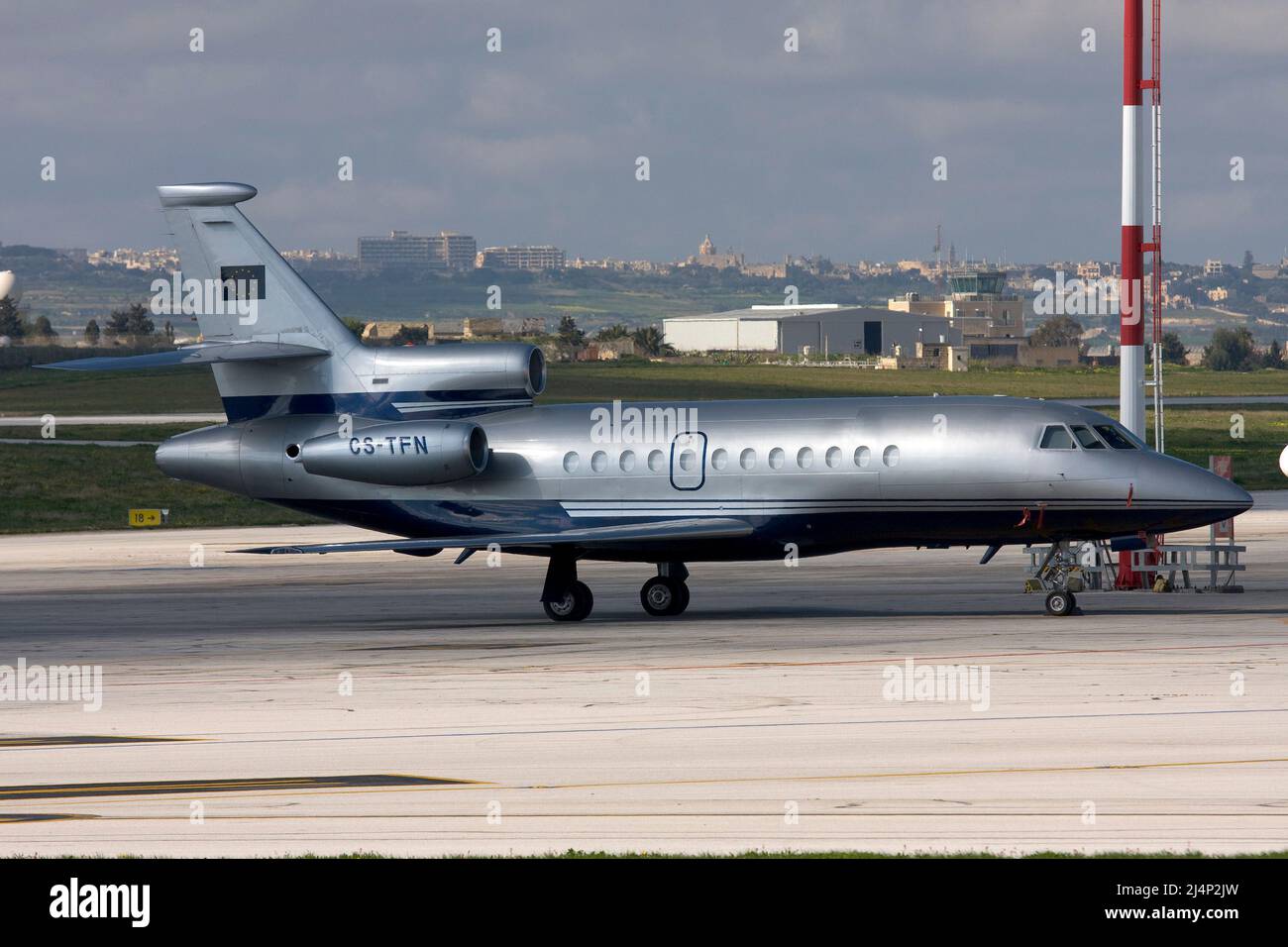 Silver airways airplane hi-res stock photography and images - Alamy