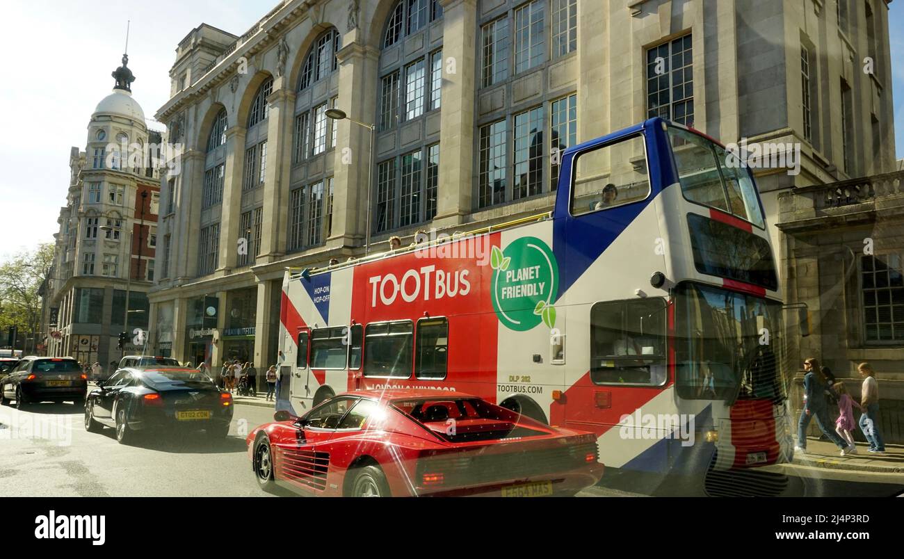 Tootbus hi-res stock photography and images - Alamy