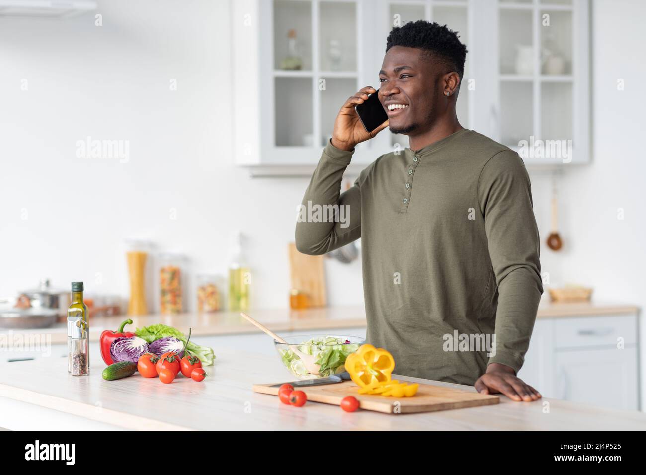 Handsome young guy speaking on hi-res stock photography and images - Alamy