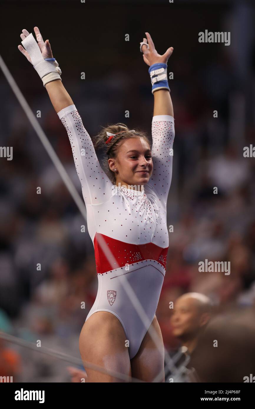 Fort Worth, Texas, USA. 16th Apr, 2022. University of Utah freshman and ...