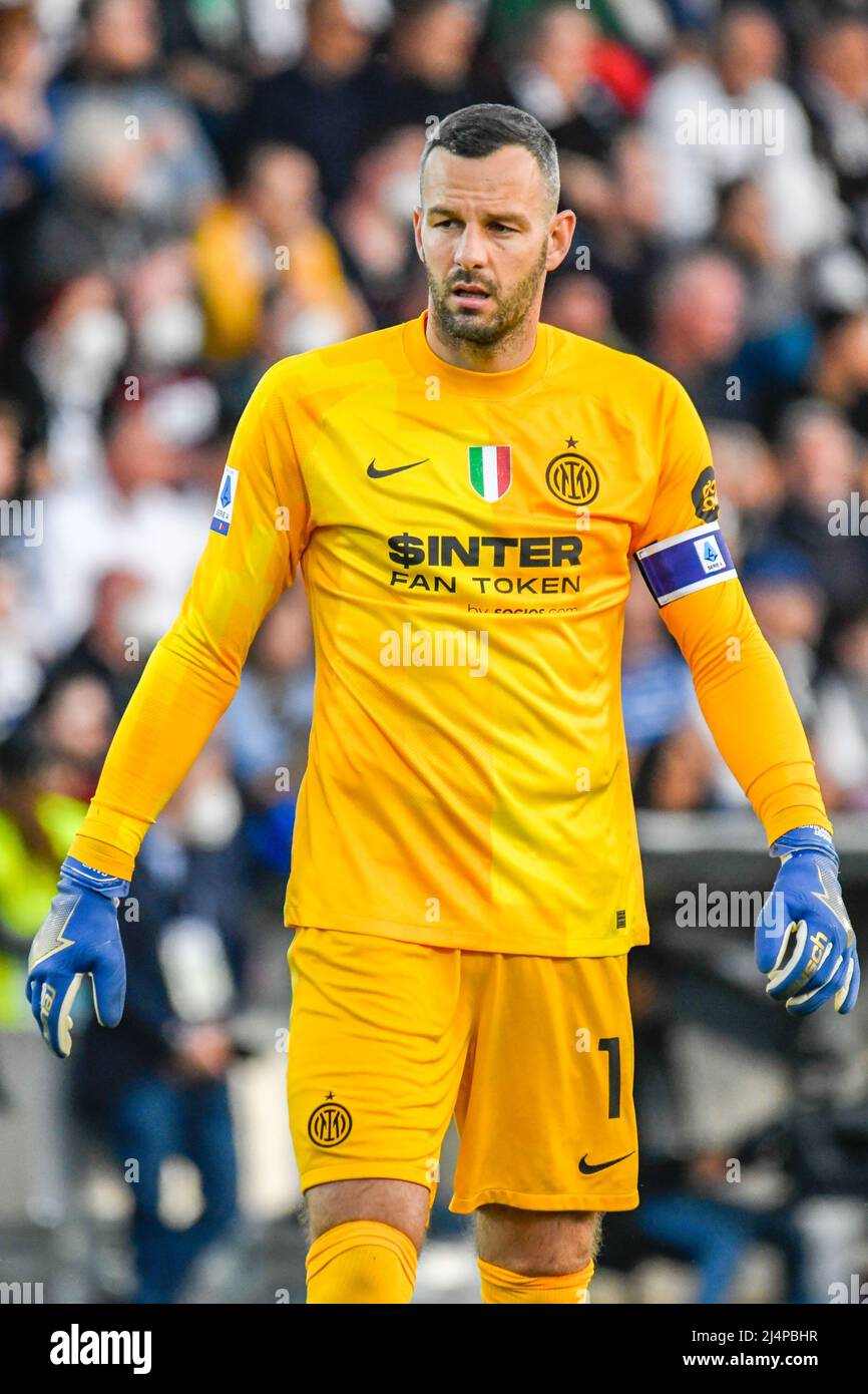 Alberto Picco stadium, La Spezia, Italy, April 15, 2022, Inter's Samir ...