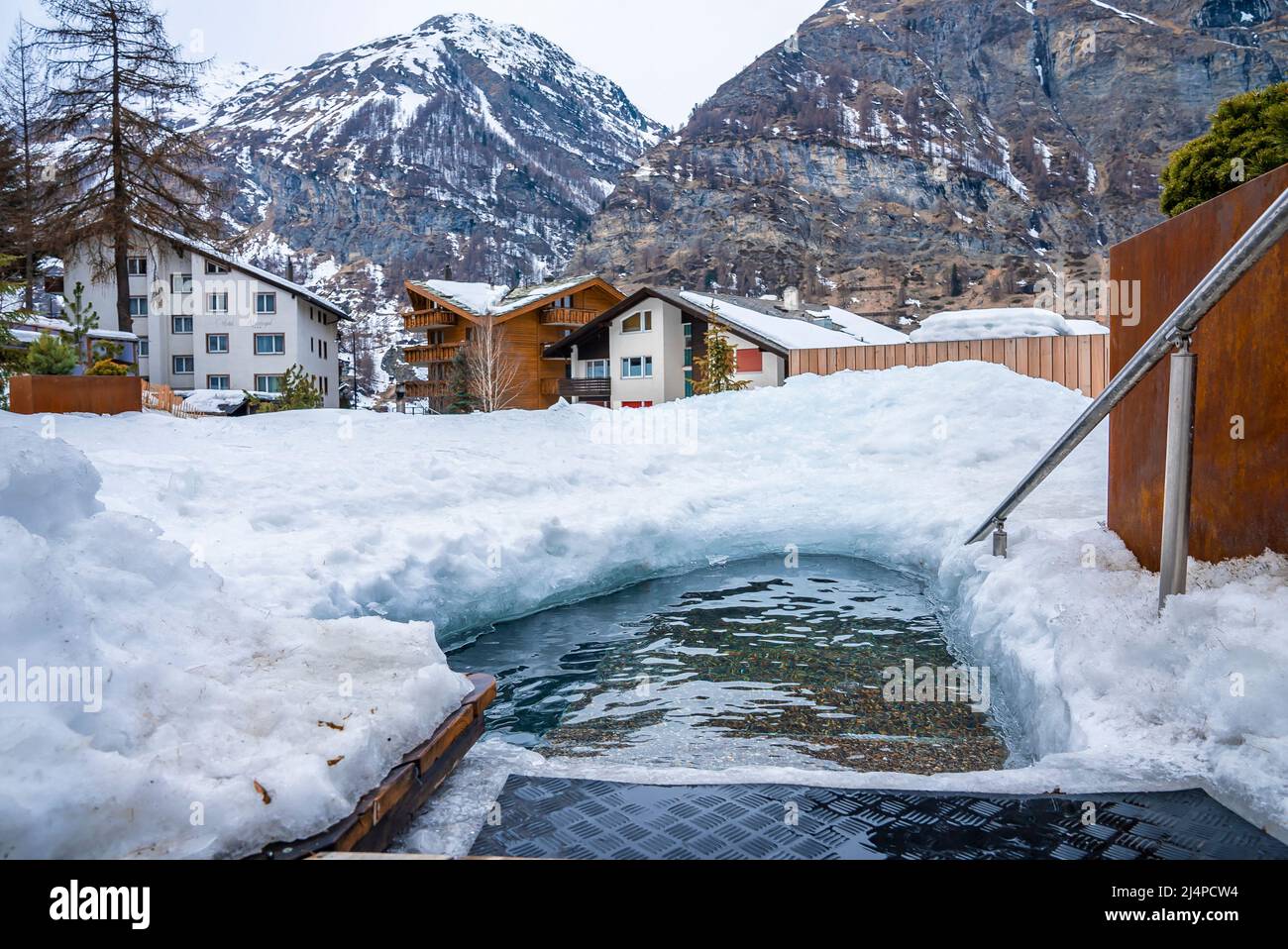 Alpine resort town hi-res stock photography and images - Alamy