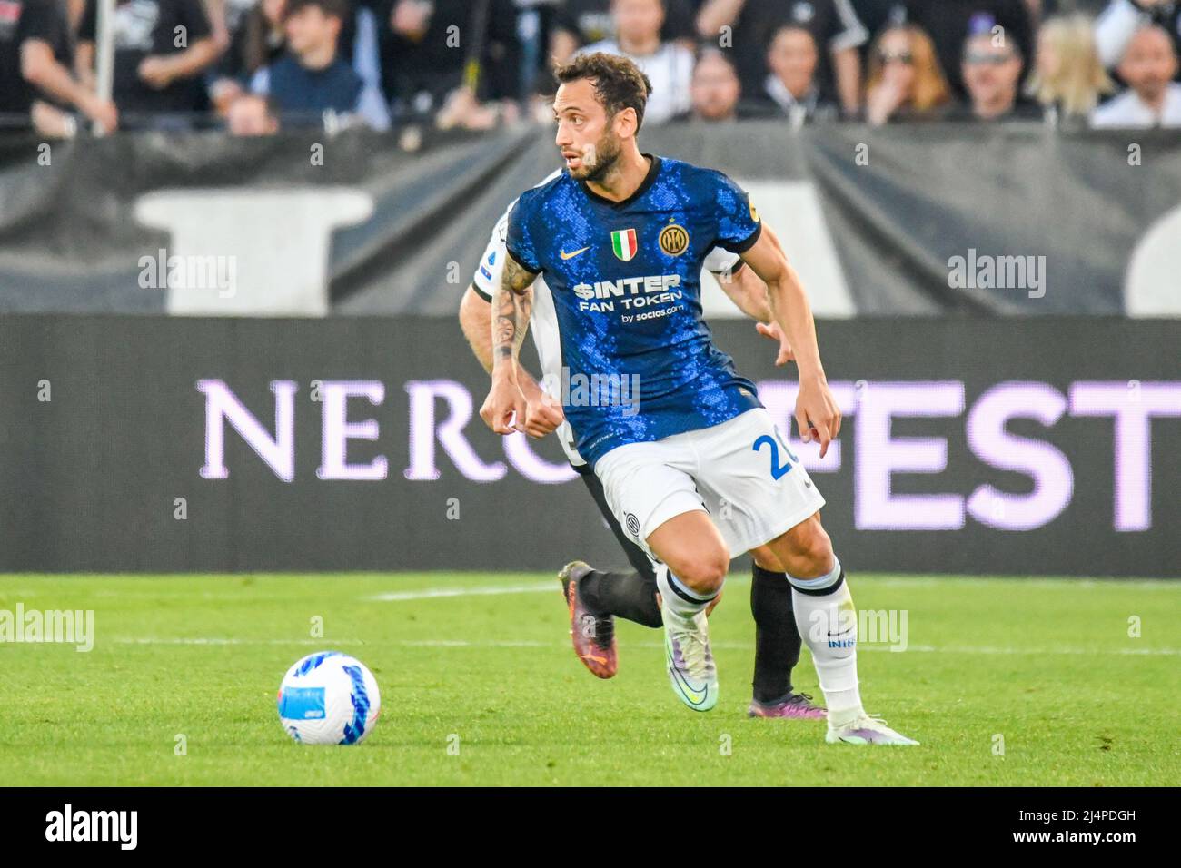 Alberto Picco stadium, La Spezia, Italy, April 15, 2022, Inter's Hakan ...
