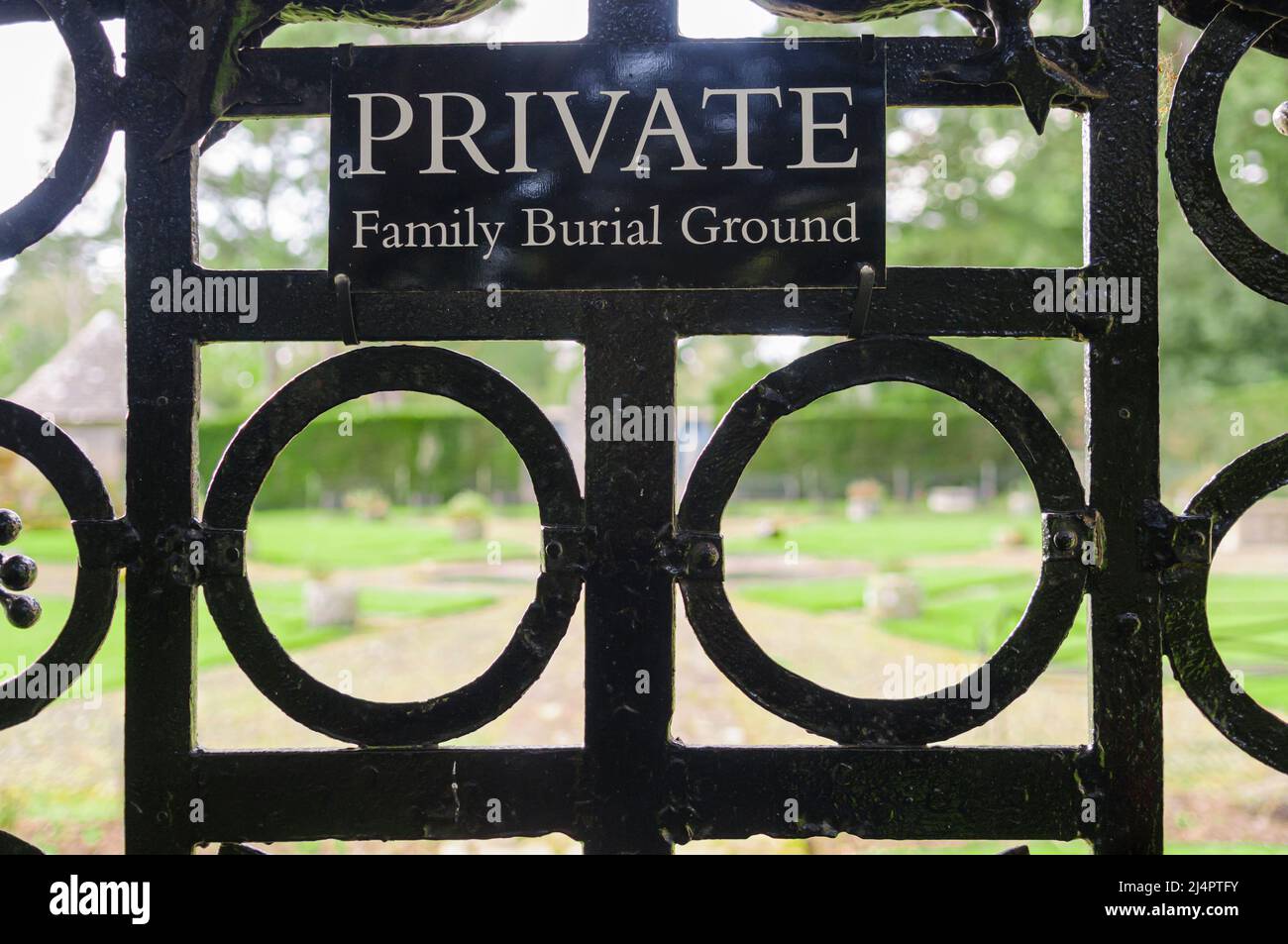 Private family funeral hi-res stock photography and images - Alamy