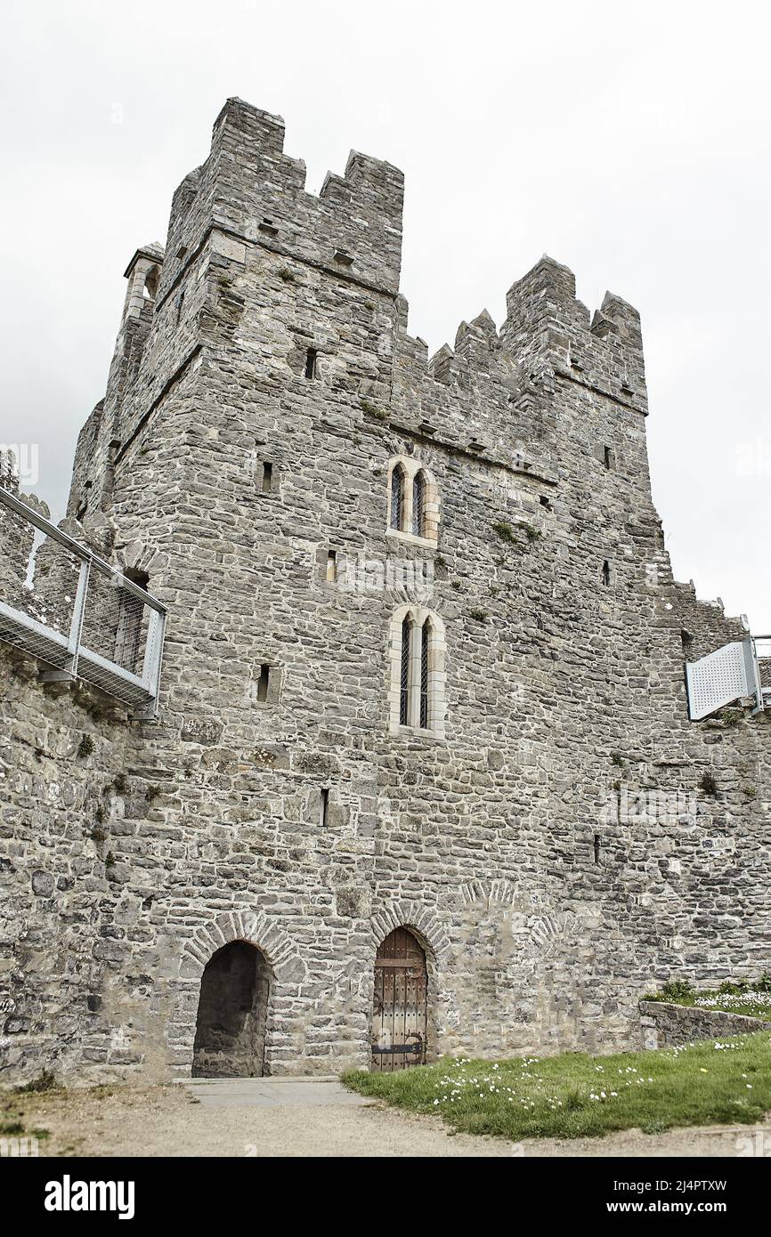 At sword's point hi-res stock photography and images - Alamy