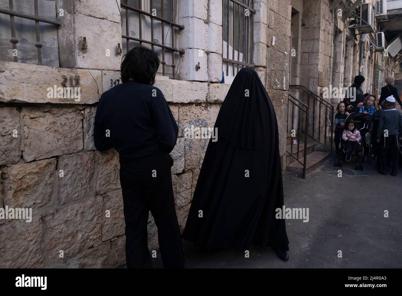 A member of the so called Haredi Burqa Sect also known as 'Shawl women ...