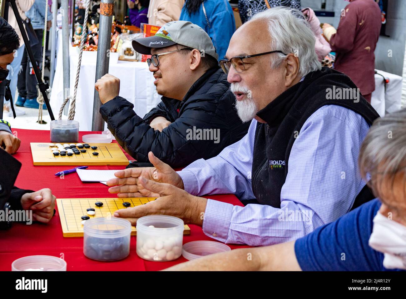 Artist and tutor hi-res stock photography and images - Alamy