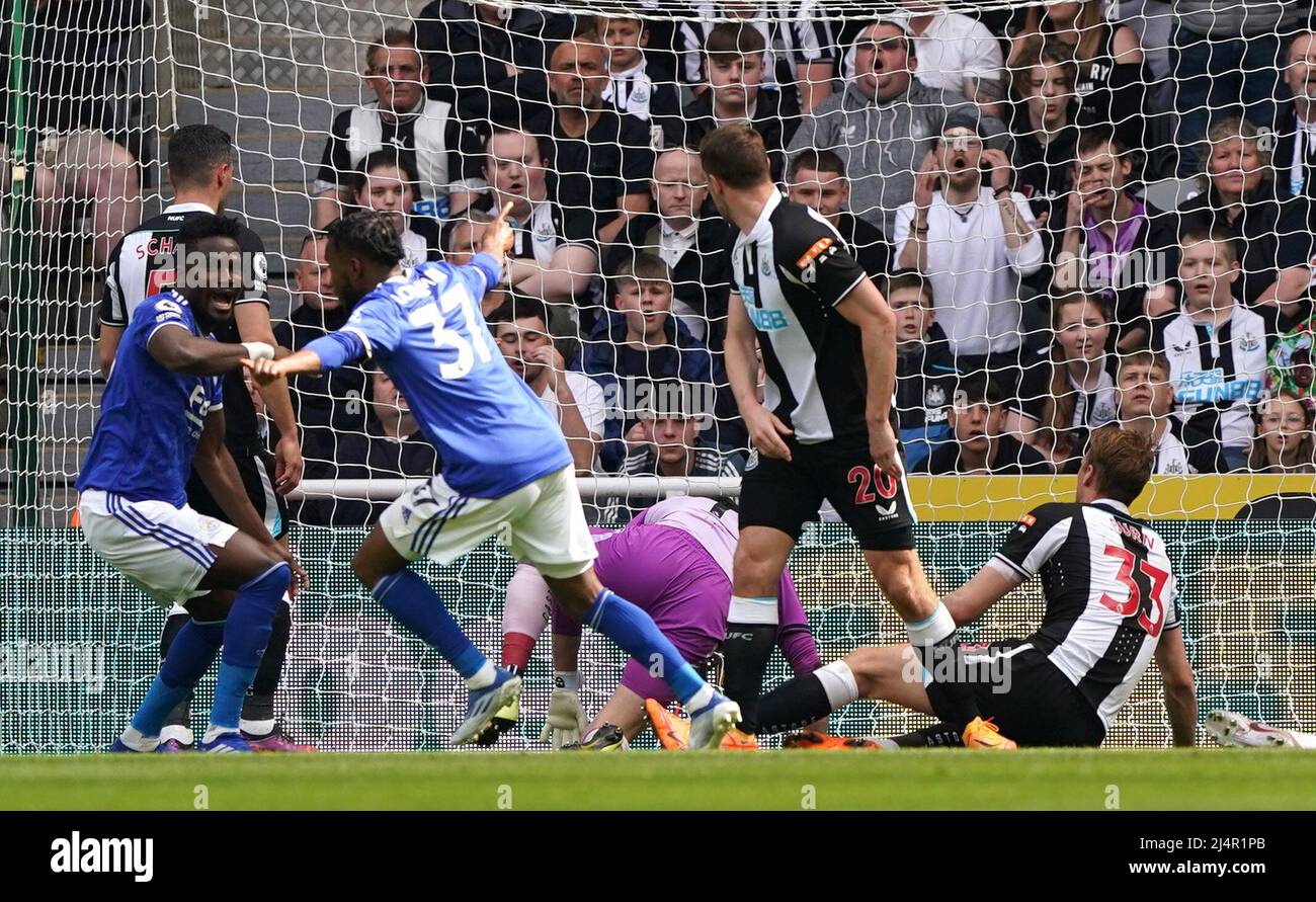 Ademola lookman celebration hi-res stock photography and images - Alamy