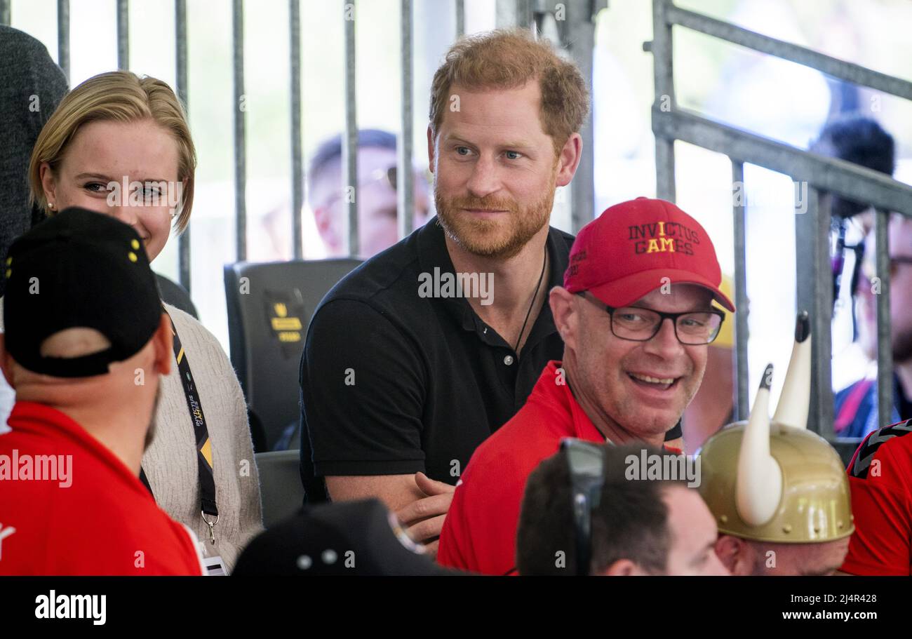 Prince harry of wal hi-res stock photography and images - Alamy