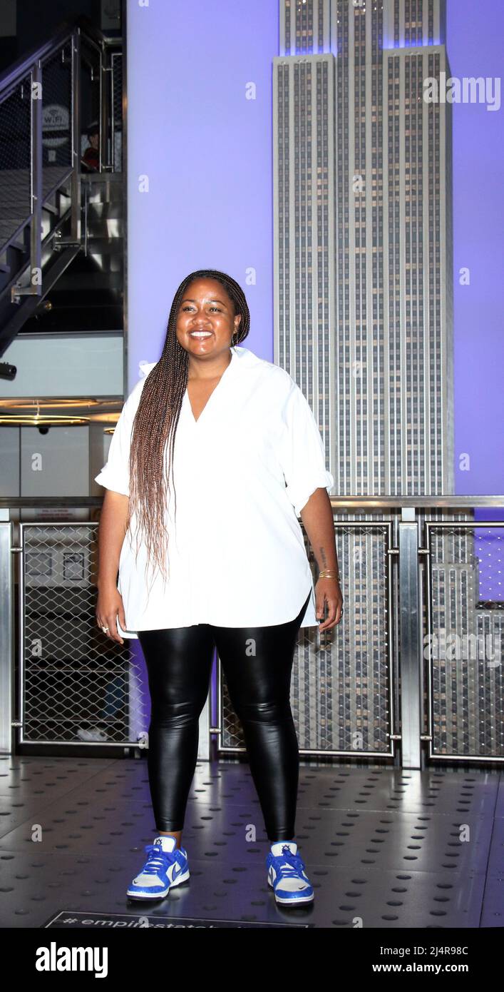 April 15, 22, 2022., Meta Robinson, attend the Empire State lighting ...
