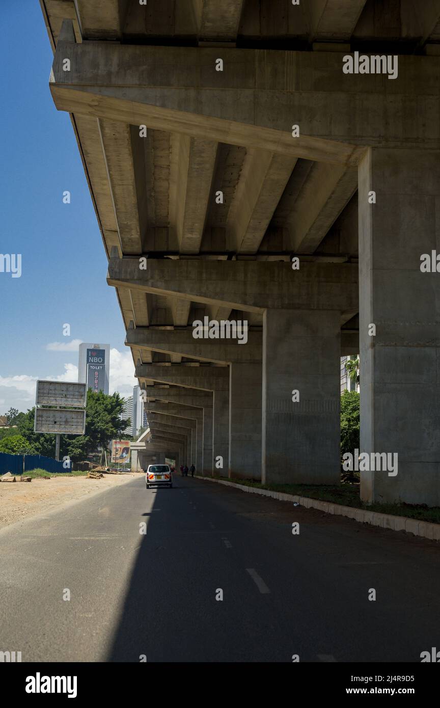 Infrastructure construction africa hi-res stock photography and images ...