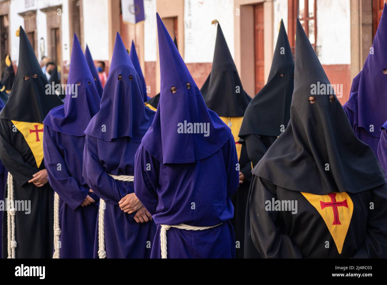 Patzcuaro, Mexico. 16th Apr, 2022. Roman Catholic hooded penitents ...