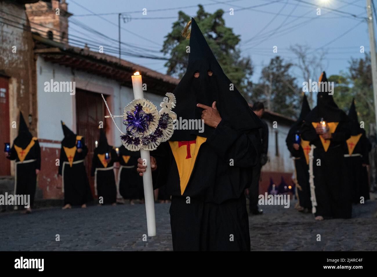 Patzcuaro, Mexico. 16th Apr, 2022. Roman Catholic hooded penitents ...