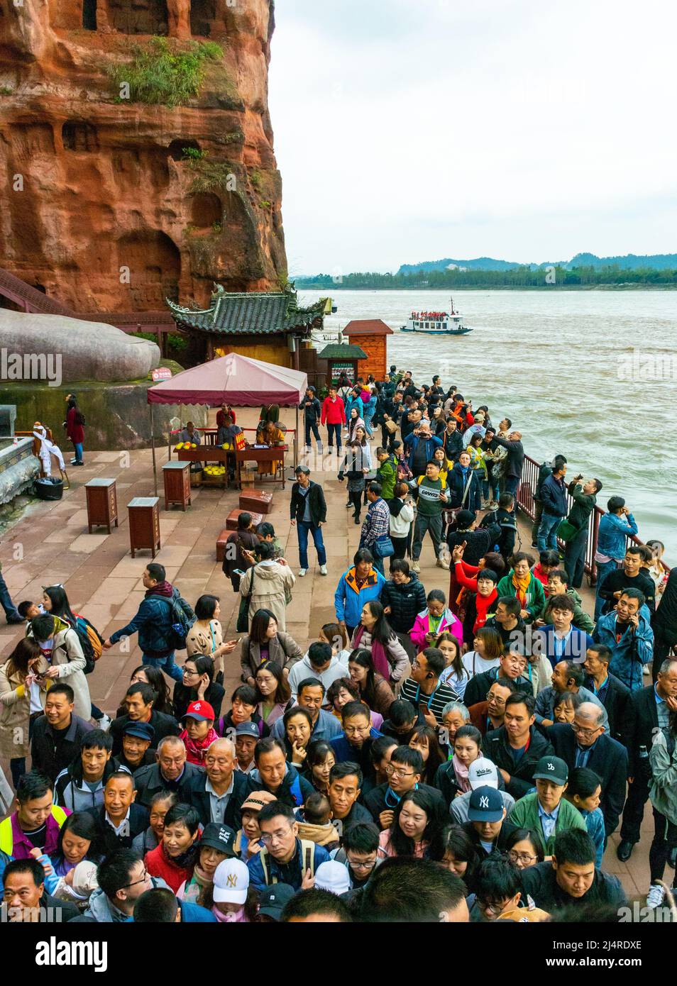 Le shan china hi-res stock photography and images - Alamy