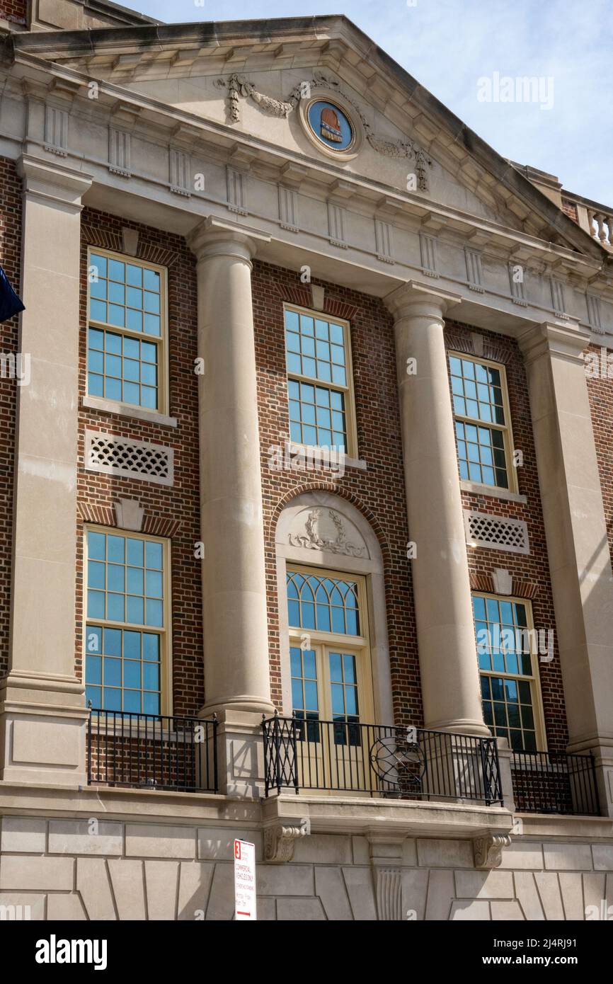 44 Union Square is the landmark former Tammany Hall Headquarters, New ...