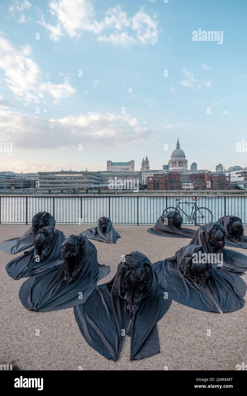 XR commits to taking over four bridges in London which include ... XR commits to taking over four bridges in London which include ...
