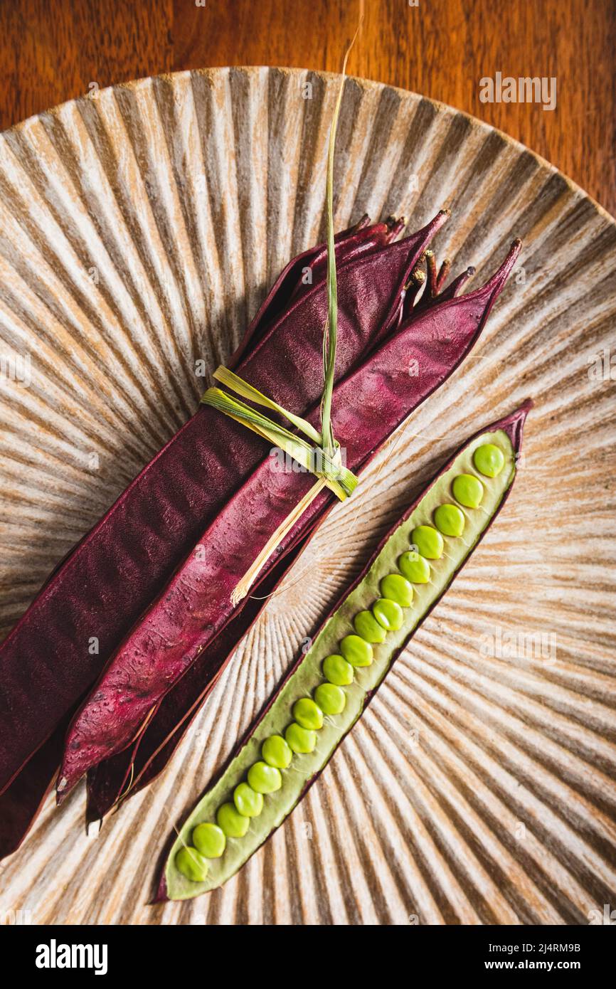 Guaje seeds hi-res stock photography and images - Alamy