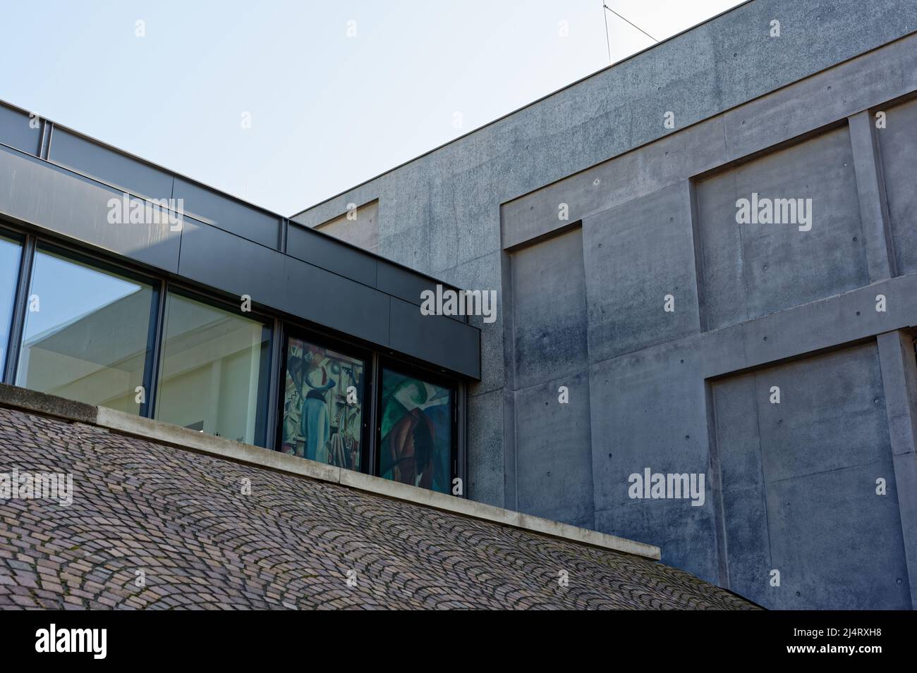 Building detail of the Sprengel Museum in Hanover Stock Photo - Alamy