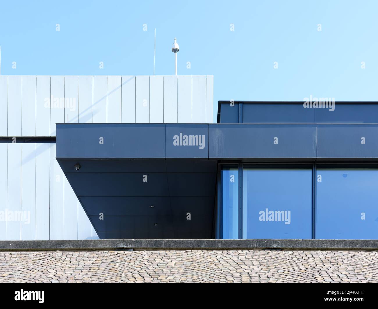 Building detail of the Sprengel Museum in Hanover Stock Photo - Alamy