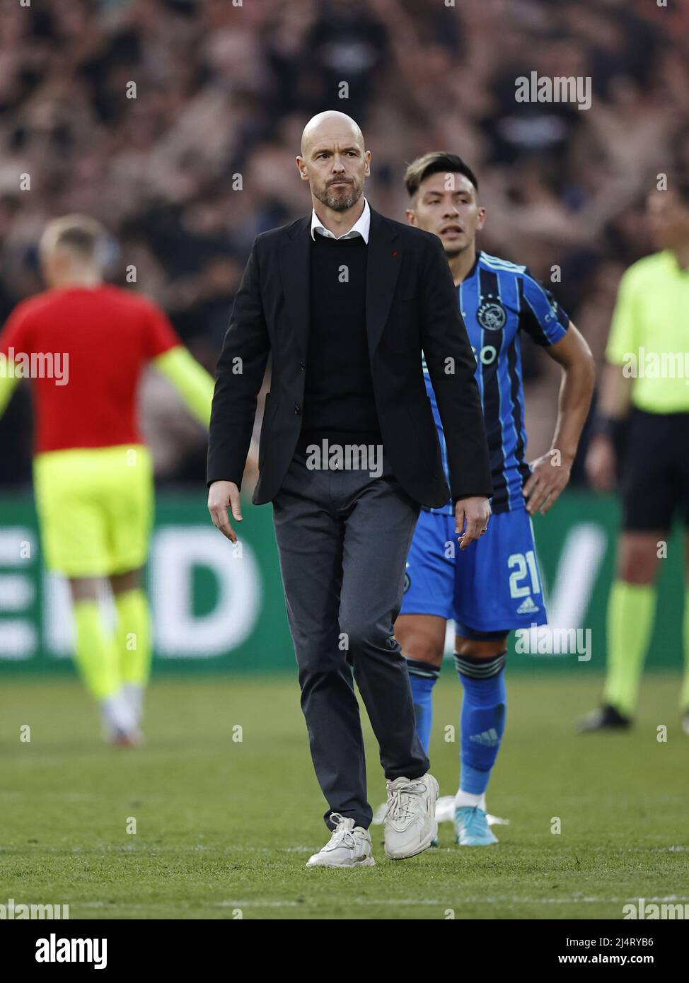 ROTTERDAM - (lr) Ajax coach Erik ten Hag, Lisandro Martinez or Ajax during the Dutch TOTO KNVB ...