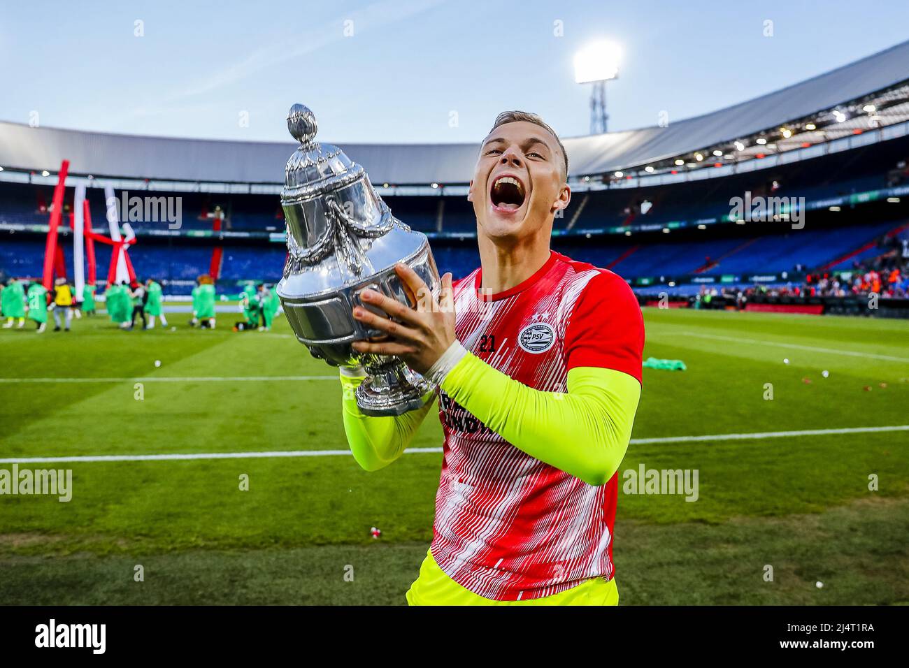 ROTTERDAM, 17-04-2022, Stadium de Kuip, football, Dutch TOTO KNVB Beker, season 2021 / 2022, PSV ...