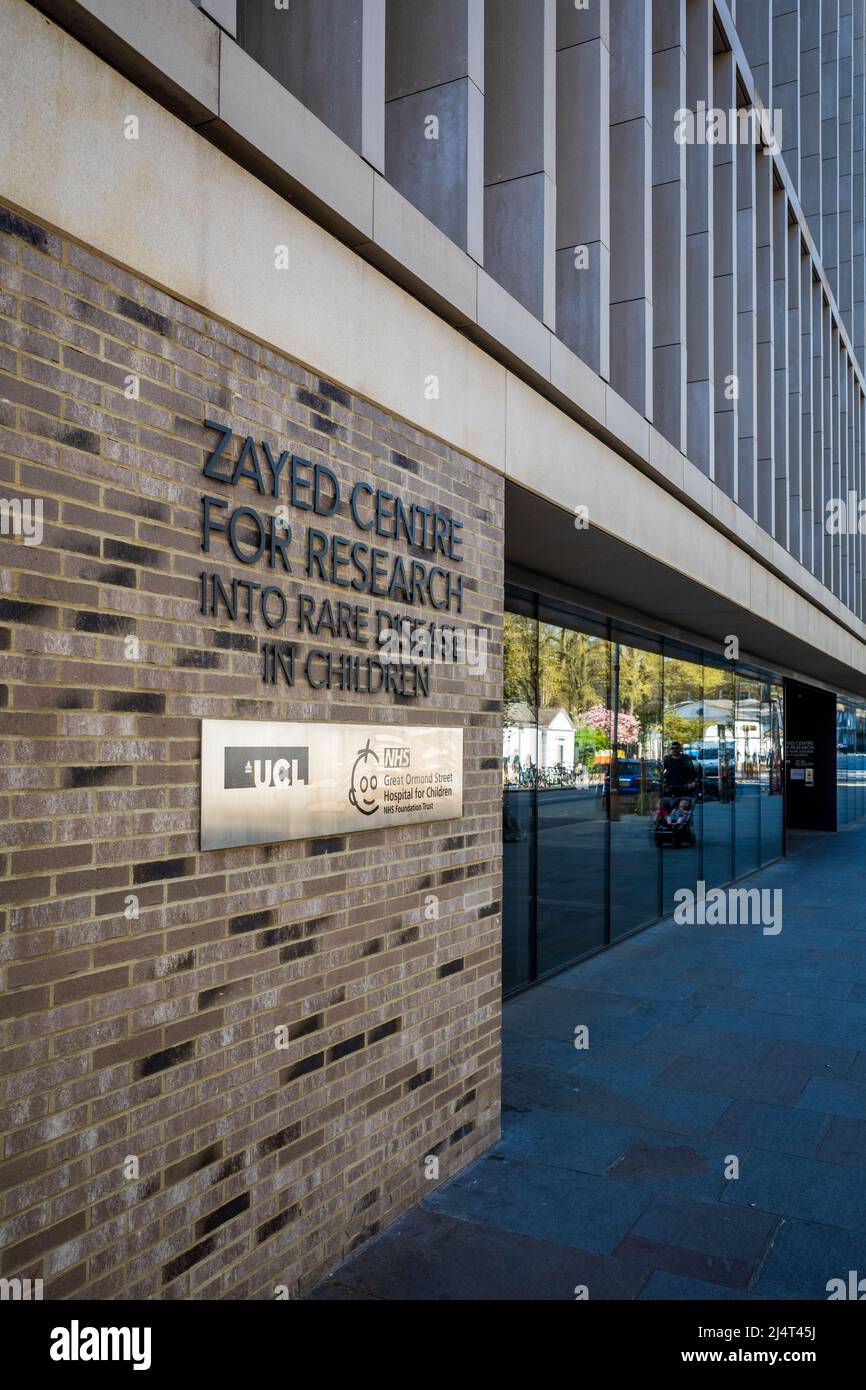 Ucl zayed centre of research london hi-res stock photography and images ...