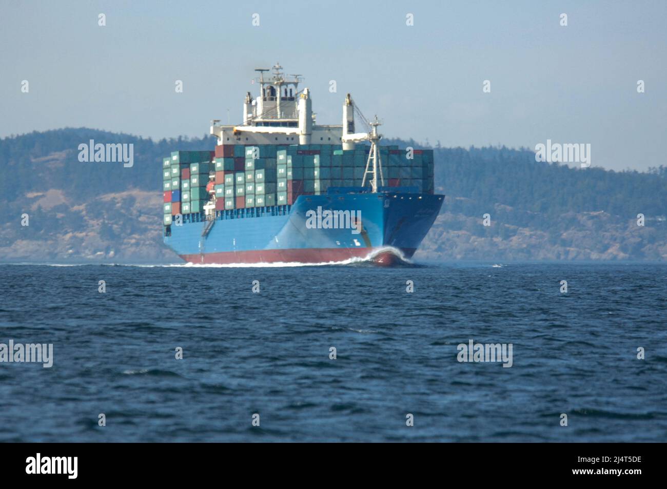 Container ship under way hi-res stock photography and images - Alamy