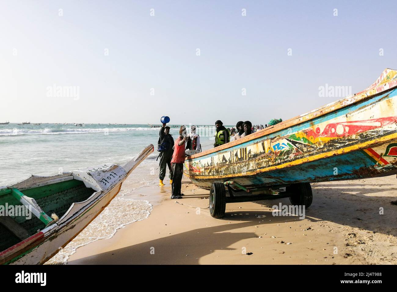 Mauritania, Nouakchott, fish market on the beach Stock Photo - Alamy