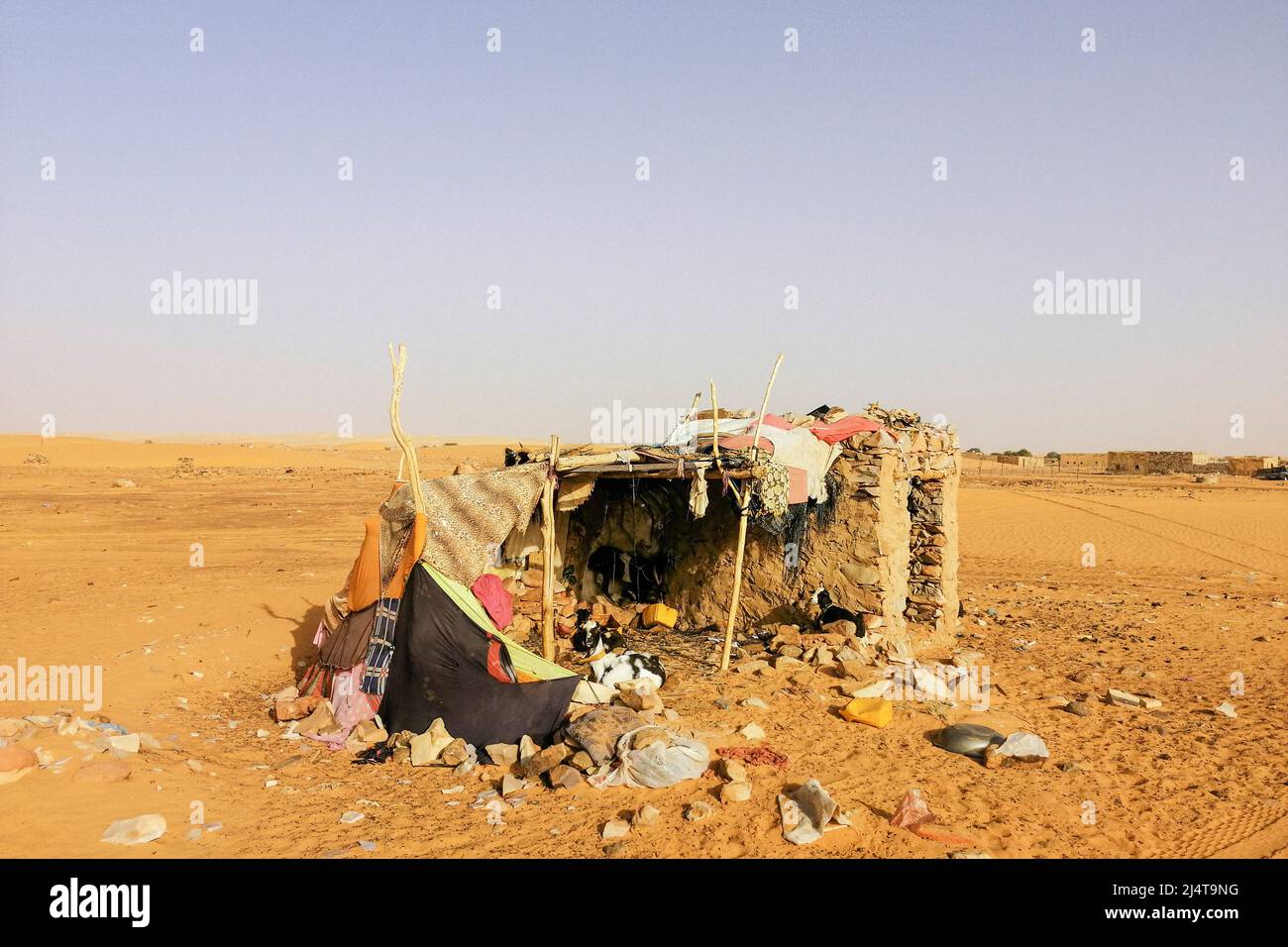 Chinguetti mauritania house hi-res stock photography and images - Alamy