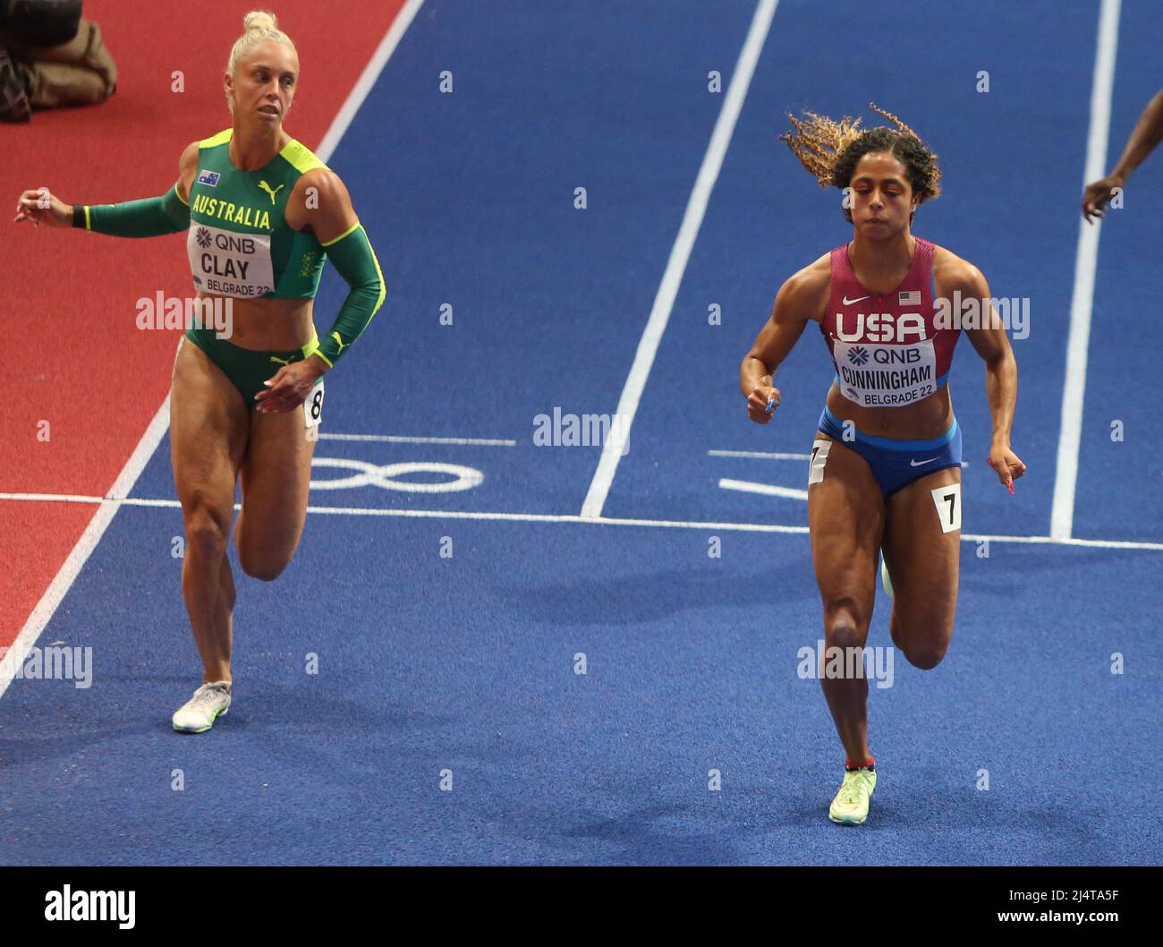 Liz CLAY of Australie and Gabriele CUNNINGHAM of USA Heats 60 M Hurdles ...