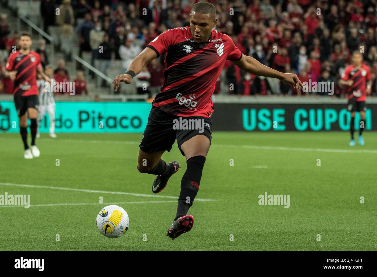 PR - Curitiba - 04/17/2022 - BRAZILIAN A 2022, ATHLETICO PR X ATLETICO ...