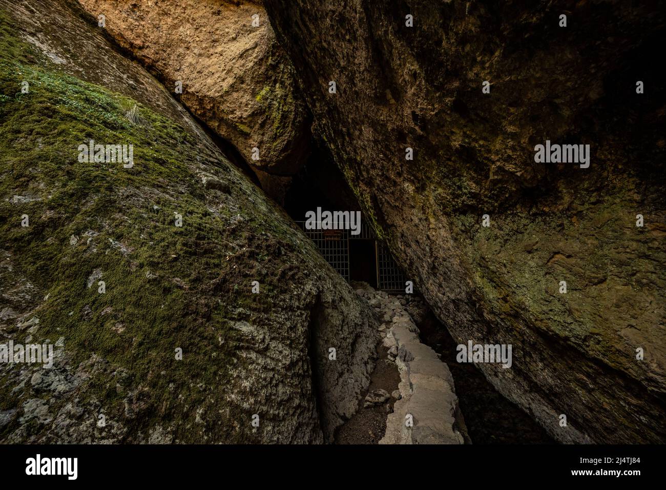 Entrance to The Balconies Cave In Pinnacles Stock Photo - Alamy