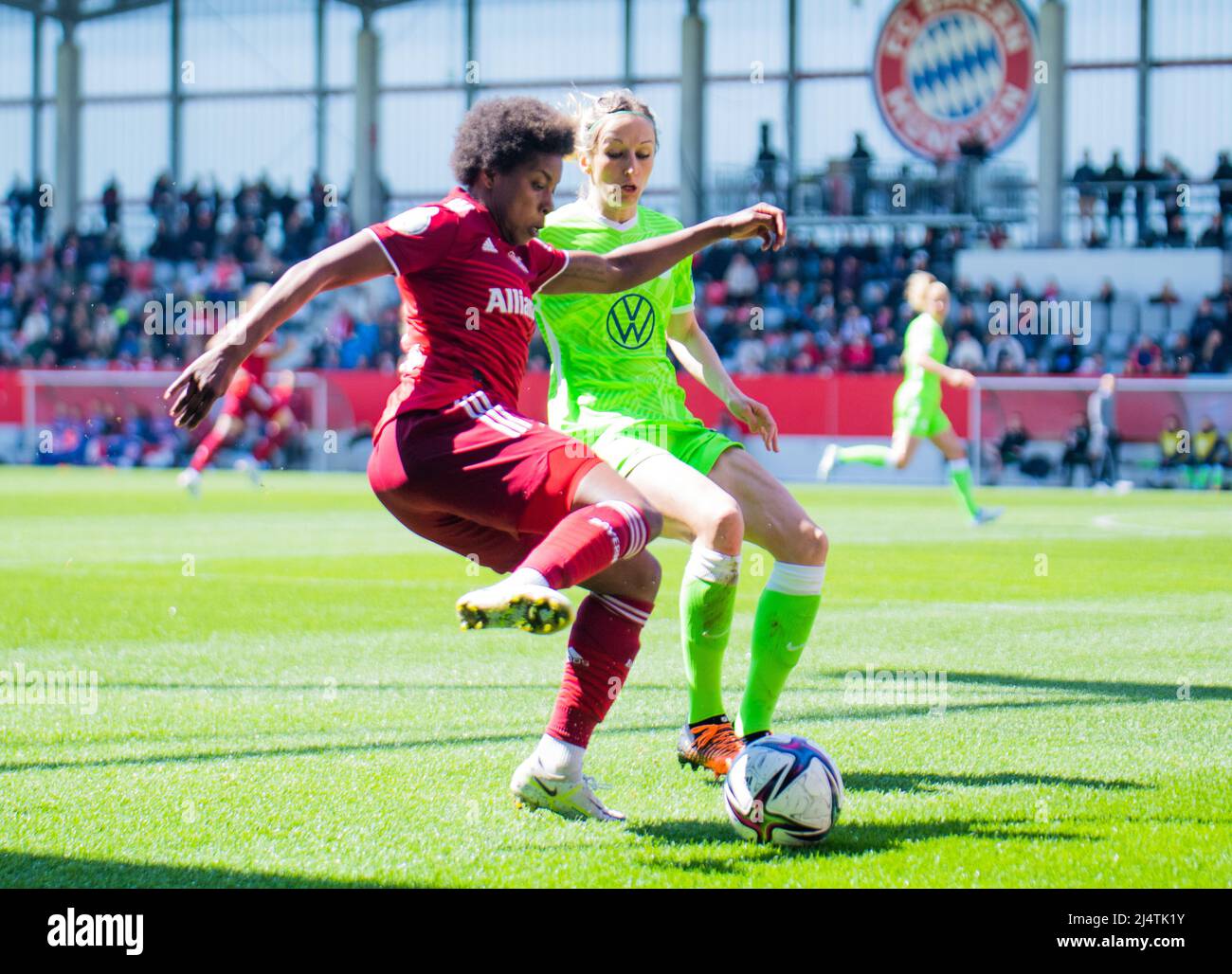 April 17, 2022, Munich, Germany: Lineth Beerensteyn (6 FC Bayern Munich ...