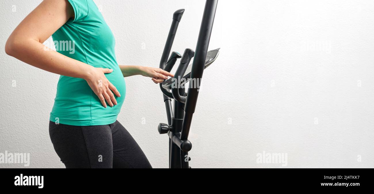 Stomach unrecognizable hi-res stock photography and images - Alamy