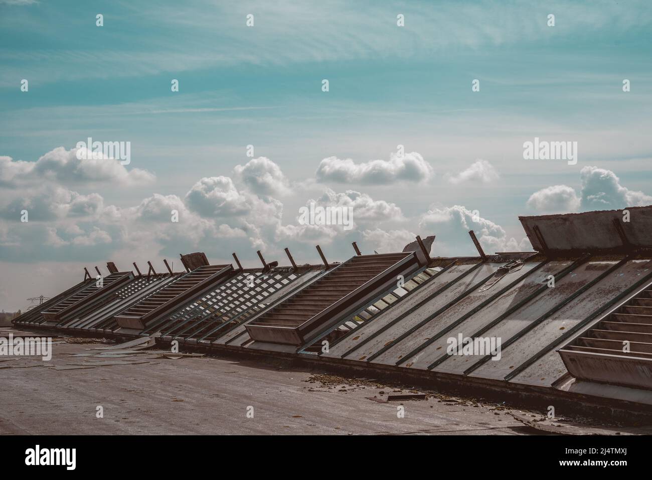 Rooftop of abandoned warehouse in the summer Stock Photo - Alamy
