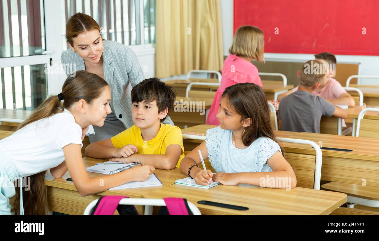 Group tasks hi-res stock photography and images - Alamy