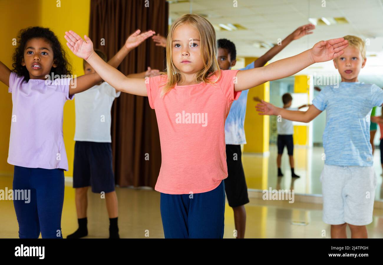Children participating in dance class Stock Photo - Alamy