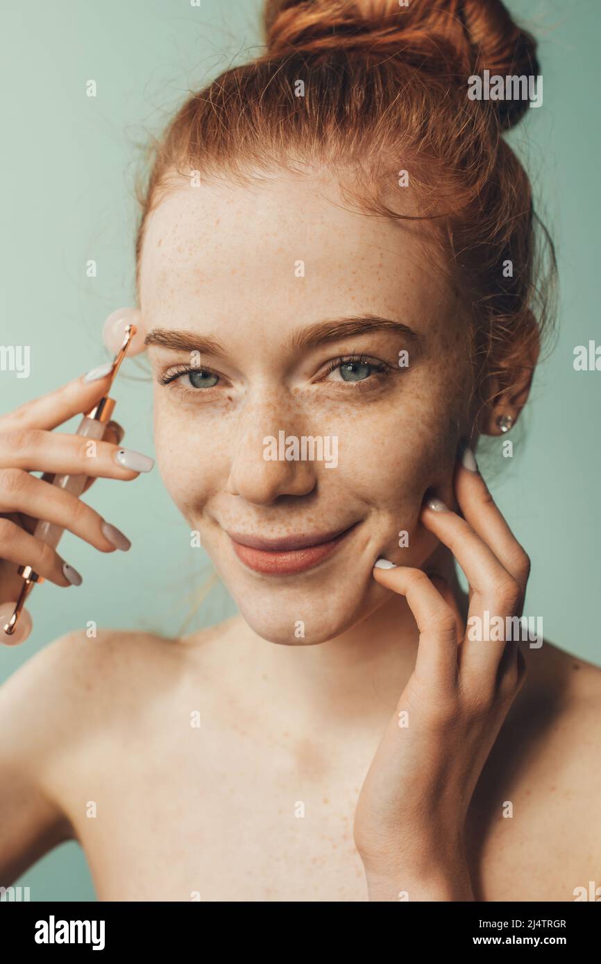 Ginger headed hi-res stock photography and images - Alamy