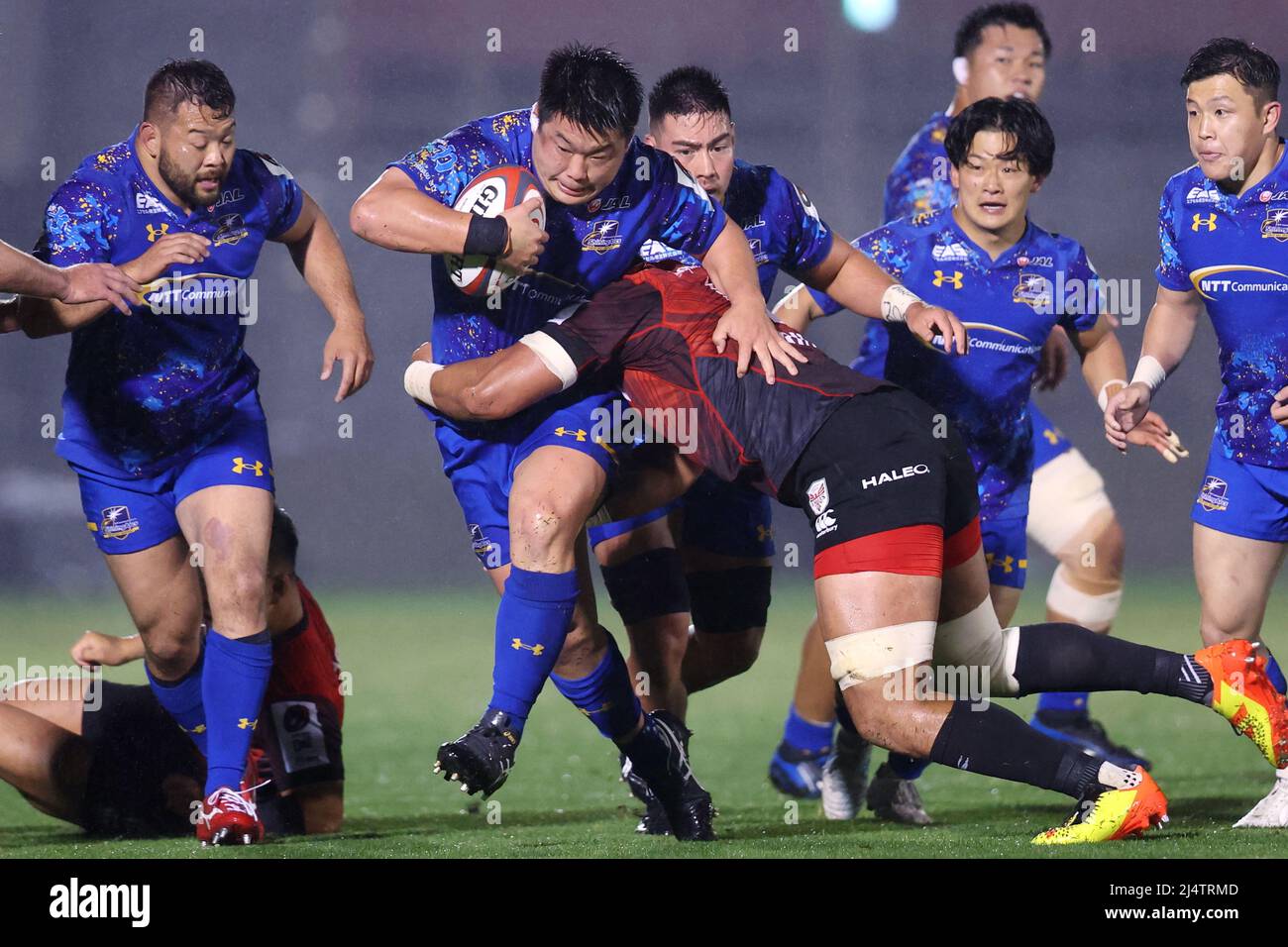 Tokyo, Japan. 15th Apr, 2022. Syuhei Takeuchi (NTT) Rugby : 2022 Japan ...