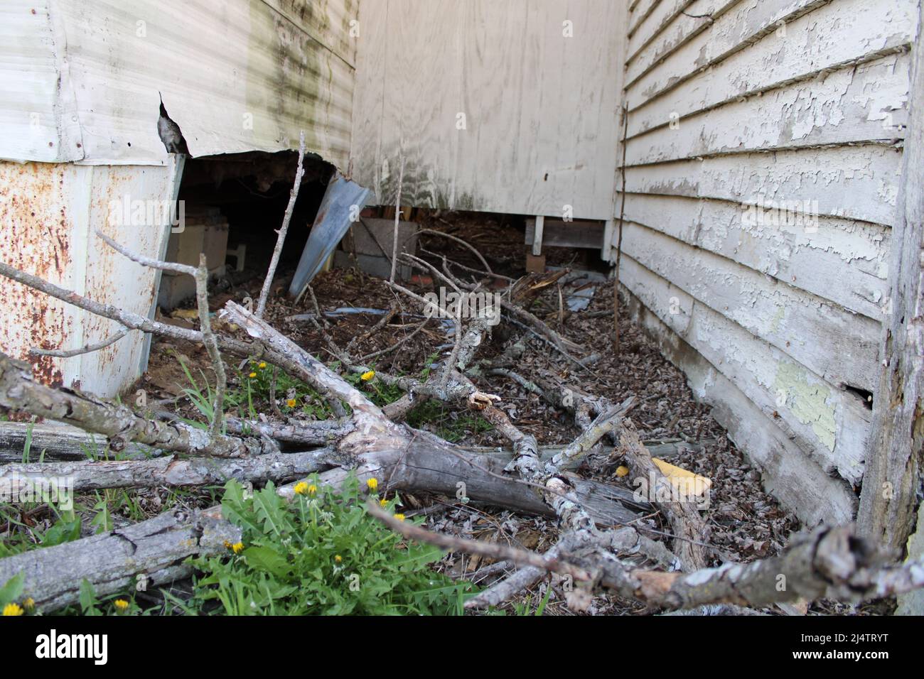 Abandoned alongside an Appalachian road Stock Photo - Alamy