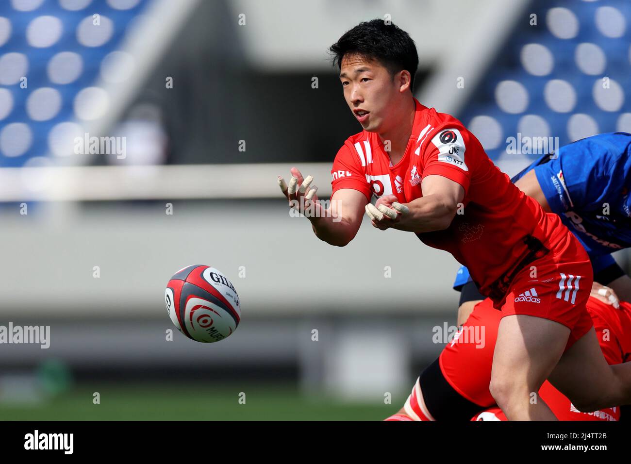 Kumagaya Rugby Stadium, Saitama, Japan. 16th Apr, 2022. Daiki Nakajima ...