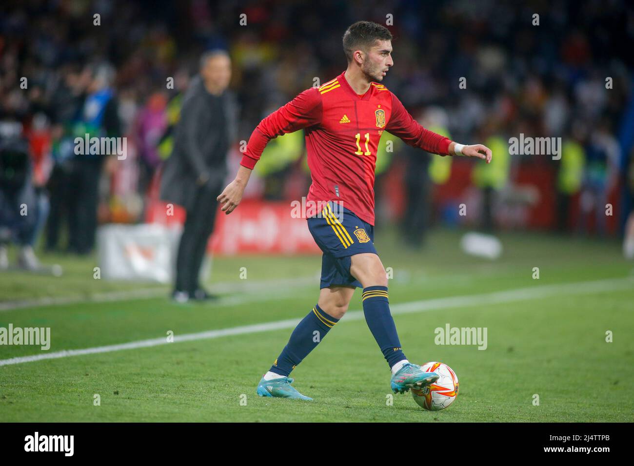 Ferran torres barcelona 2022 hi-res stock photography and images - Alamy