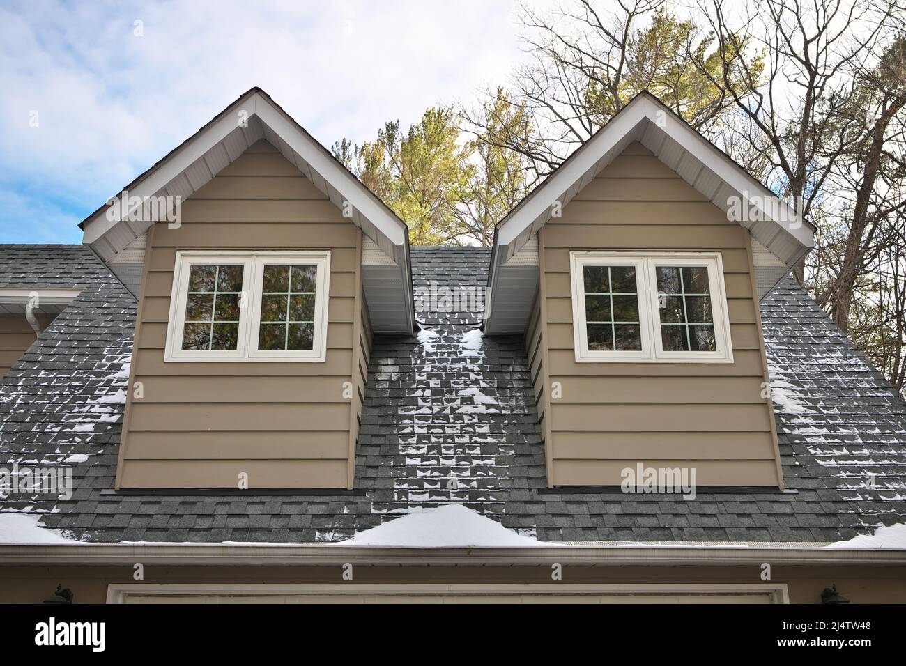Roof dormers hi-res stock photography and images - Alamy